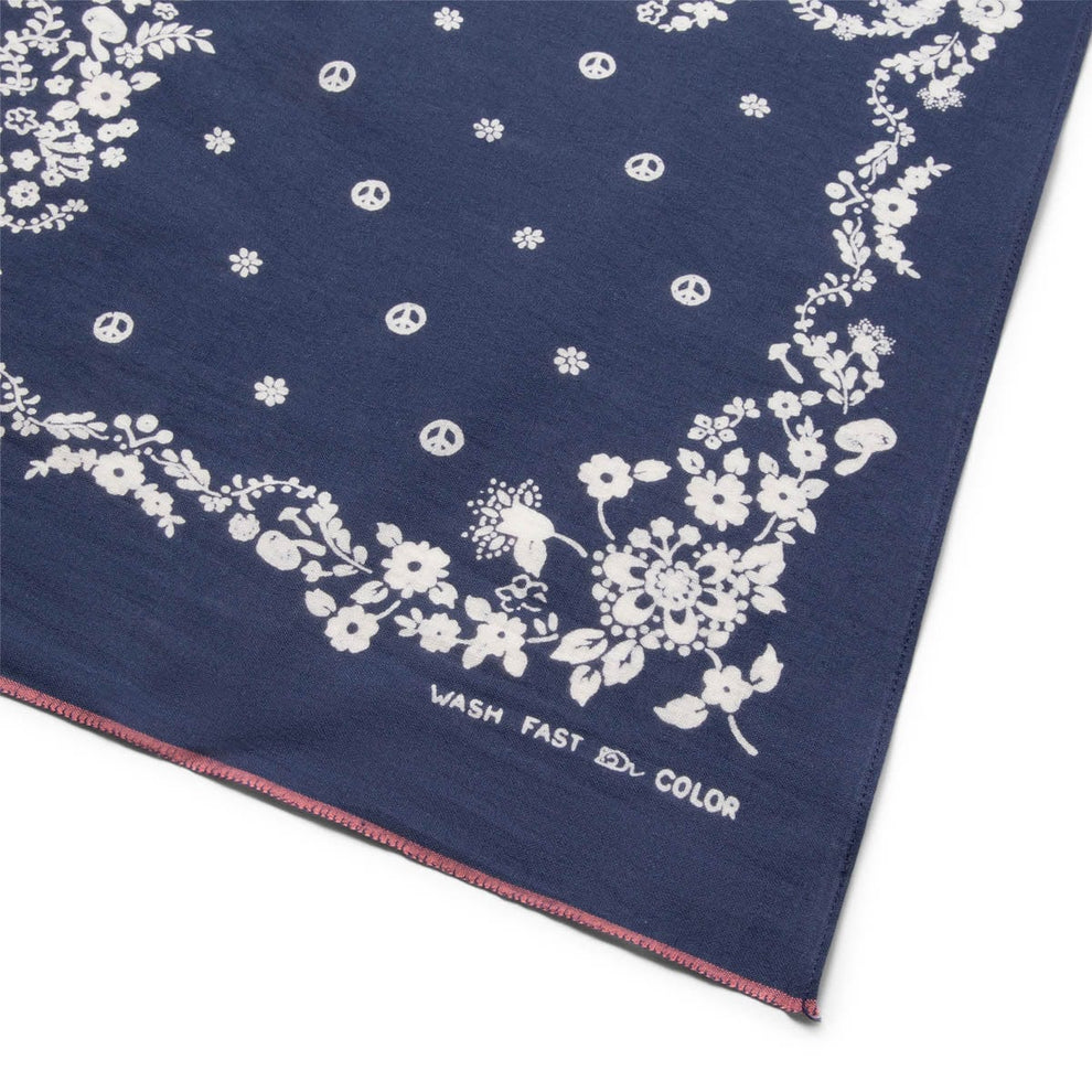 FASTCOLOR SELVEDGE BANDANA (HIPPIE) NAVY | Bodega